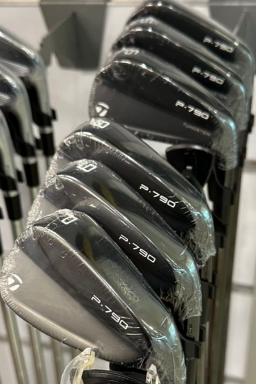 15/5/2023 Unleashe the Limited Edition P790 Black Series Irons – Newpages Network Sdn. Bhd.